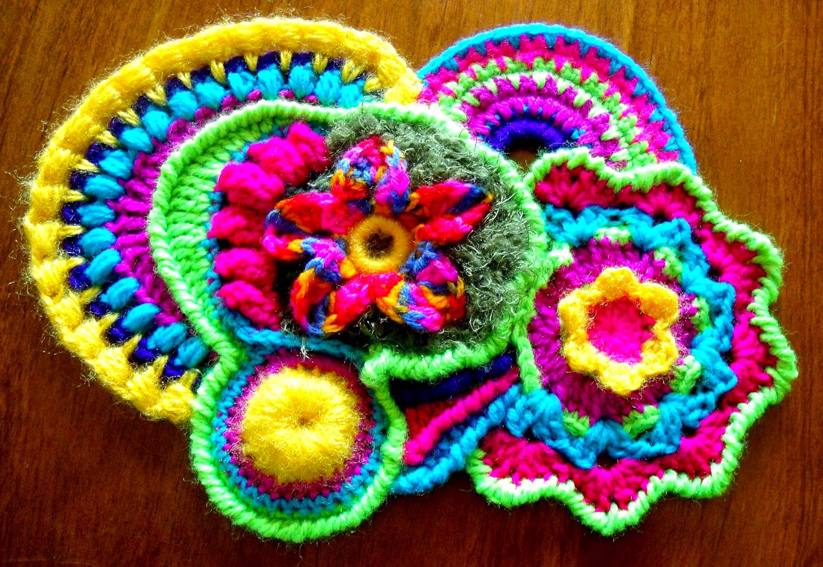 Dada Neon Crochet: YOUR Personal Freeform CAL! - Week 22