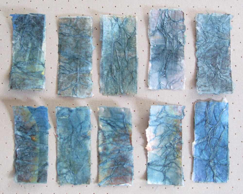 Helen Smith : Artist, Maker: Making textured paper backgrounds... part 2