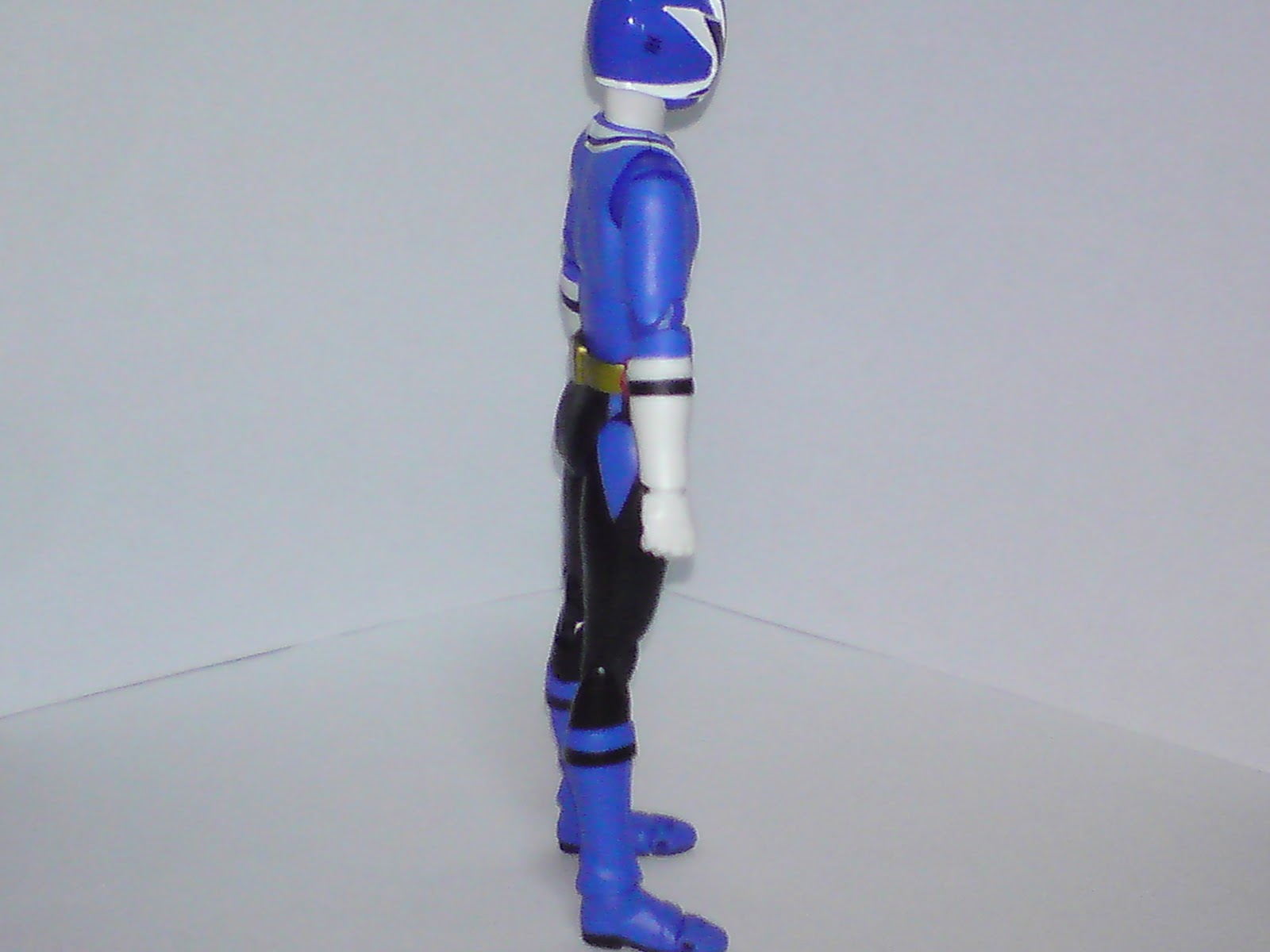 SH figuarts collection: SH figuarts Shinken Blue Review