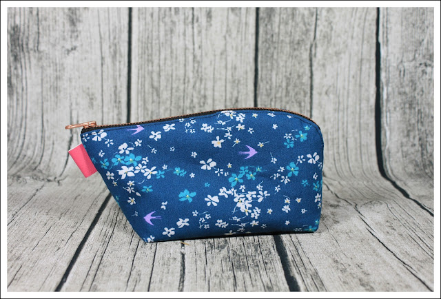 Daniela_Marleen: Open-out-Box-Pouch