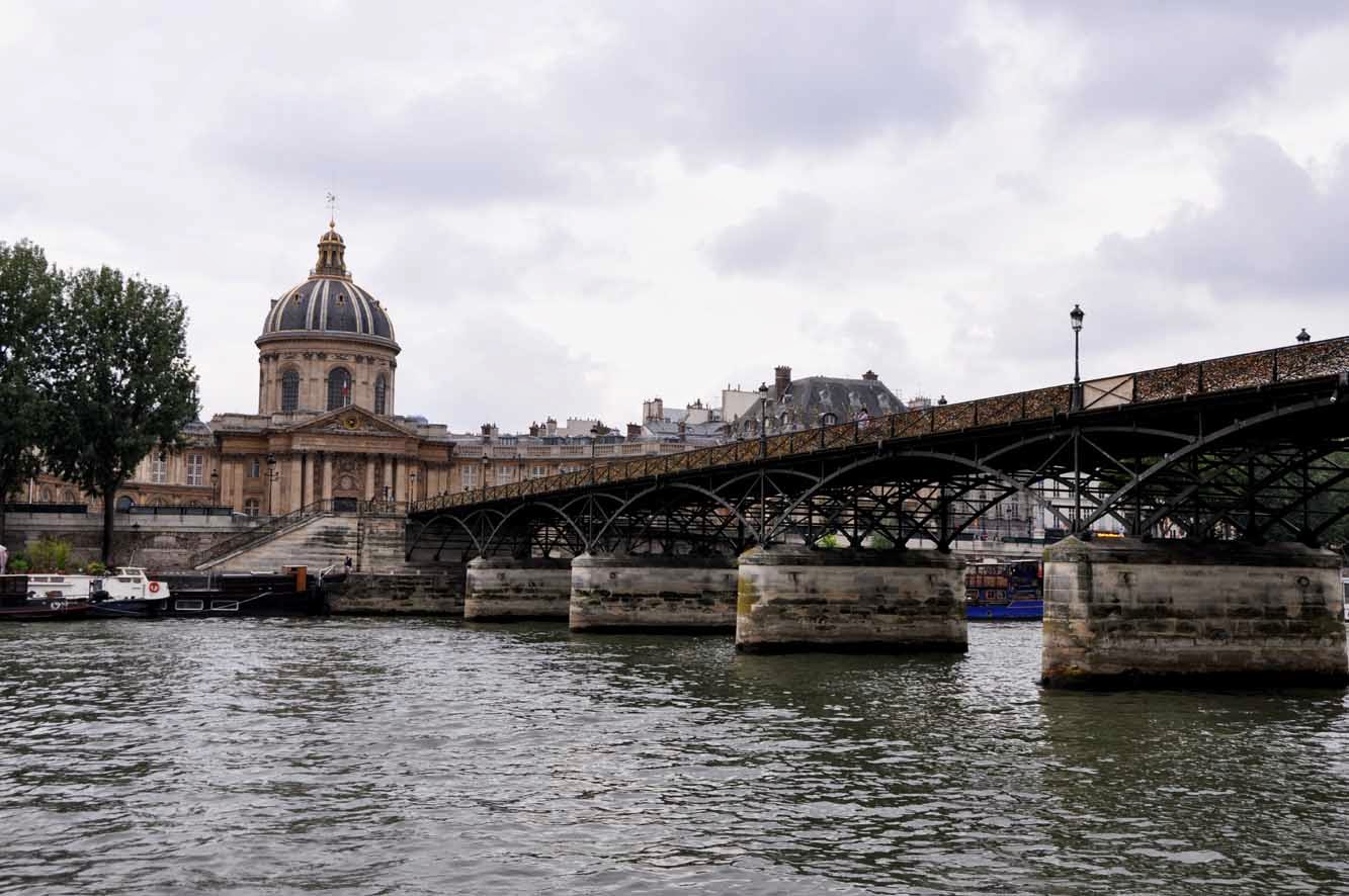 Océan-Manor: Océan-Manor arrive à Paris.