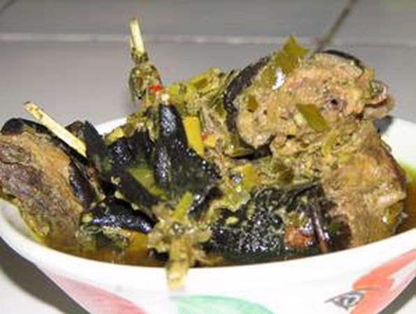 Visit Manado: Traditional Foods