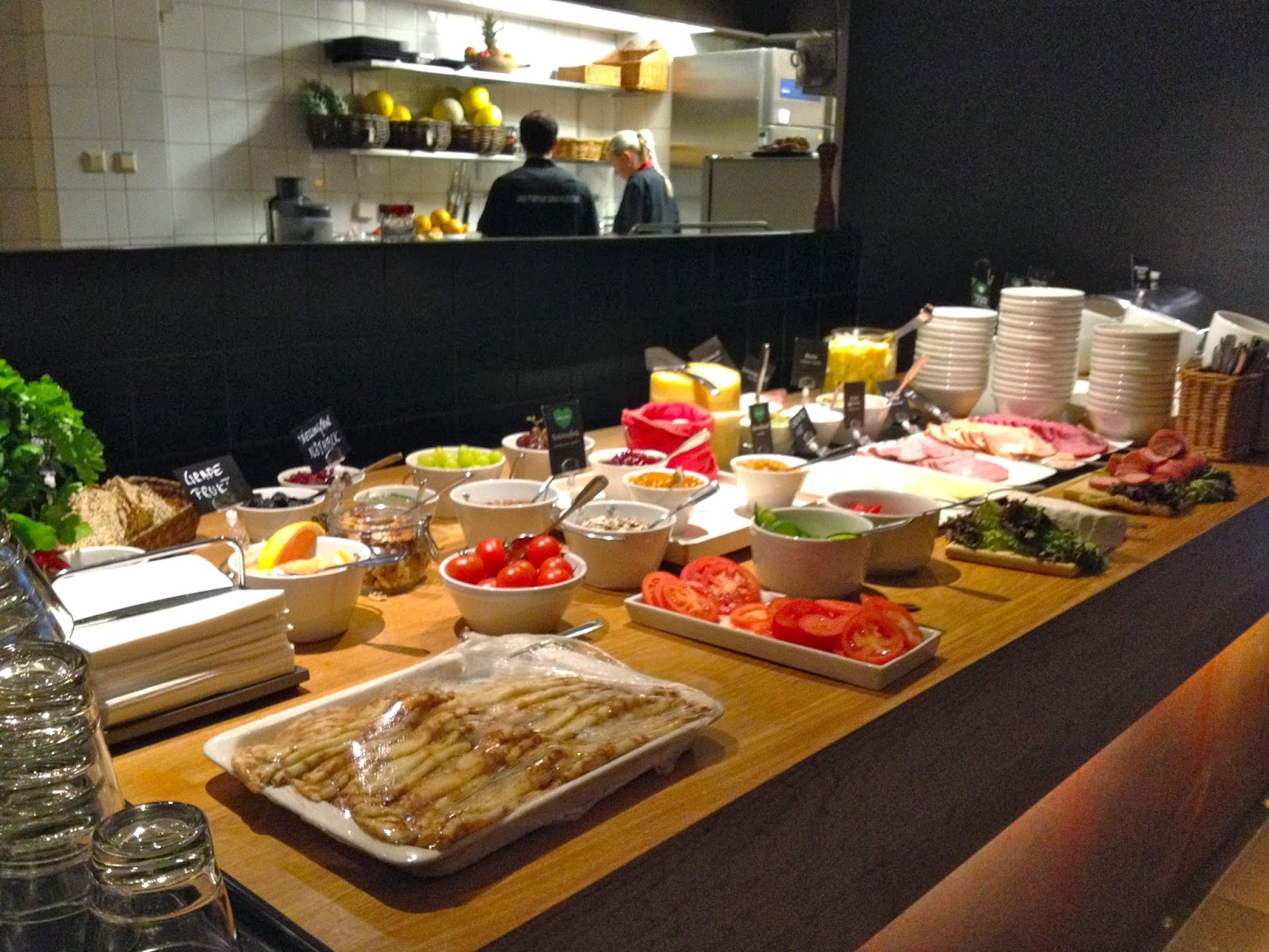 Clarion Wellington! Supert hotell i Stockholm med fika og middag ...