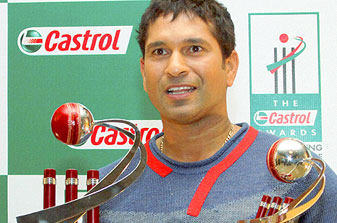 OMGSACHIN: Photos: Sachin Tendulkar Awards And Trophies