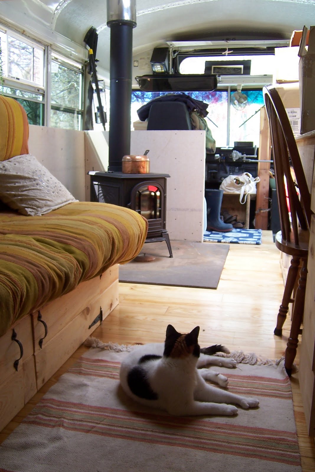 Farm Bus: Bus Living