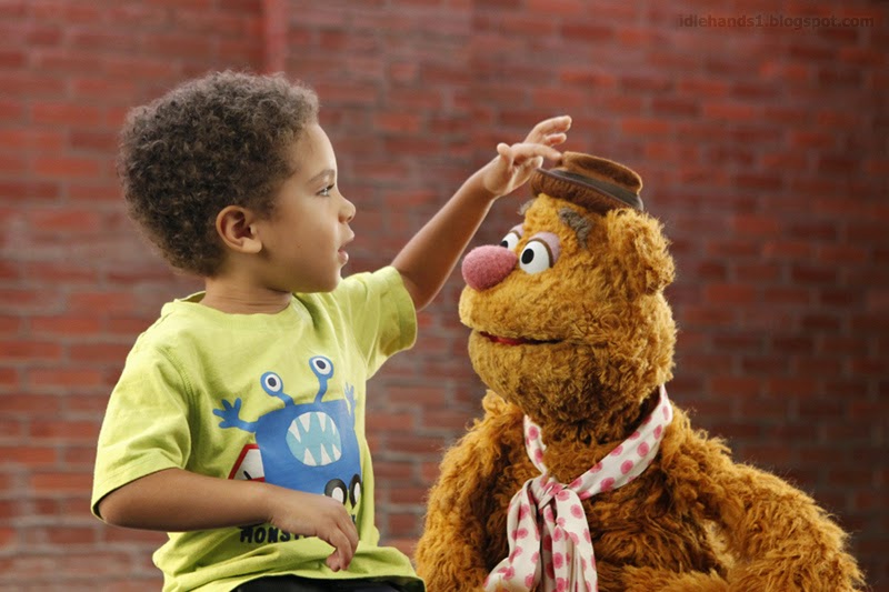 Idle Hands: Kids Meet Kermit & Friends on Disney Junior's "Muppet Moments"