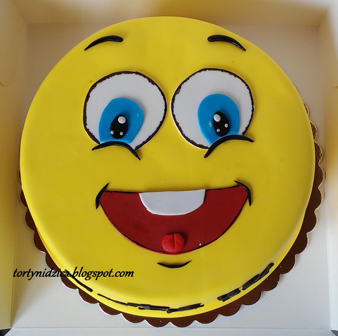 Torty artystyczne- Nidzica, Mława: Tort emotikonka.