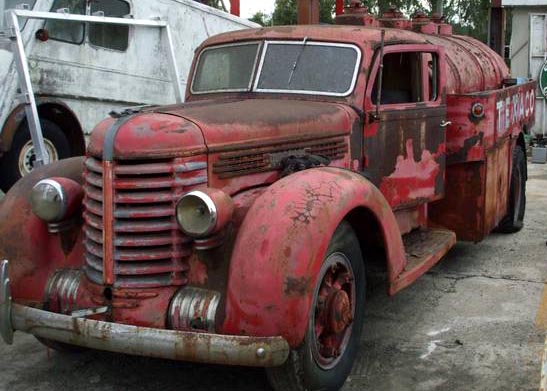 Just A Car Guy: rare chance to buy a 1940 Diamond T Texaco Fuel Tanker ...