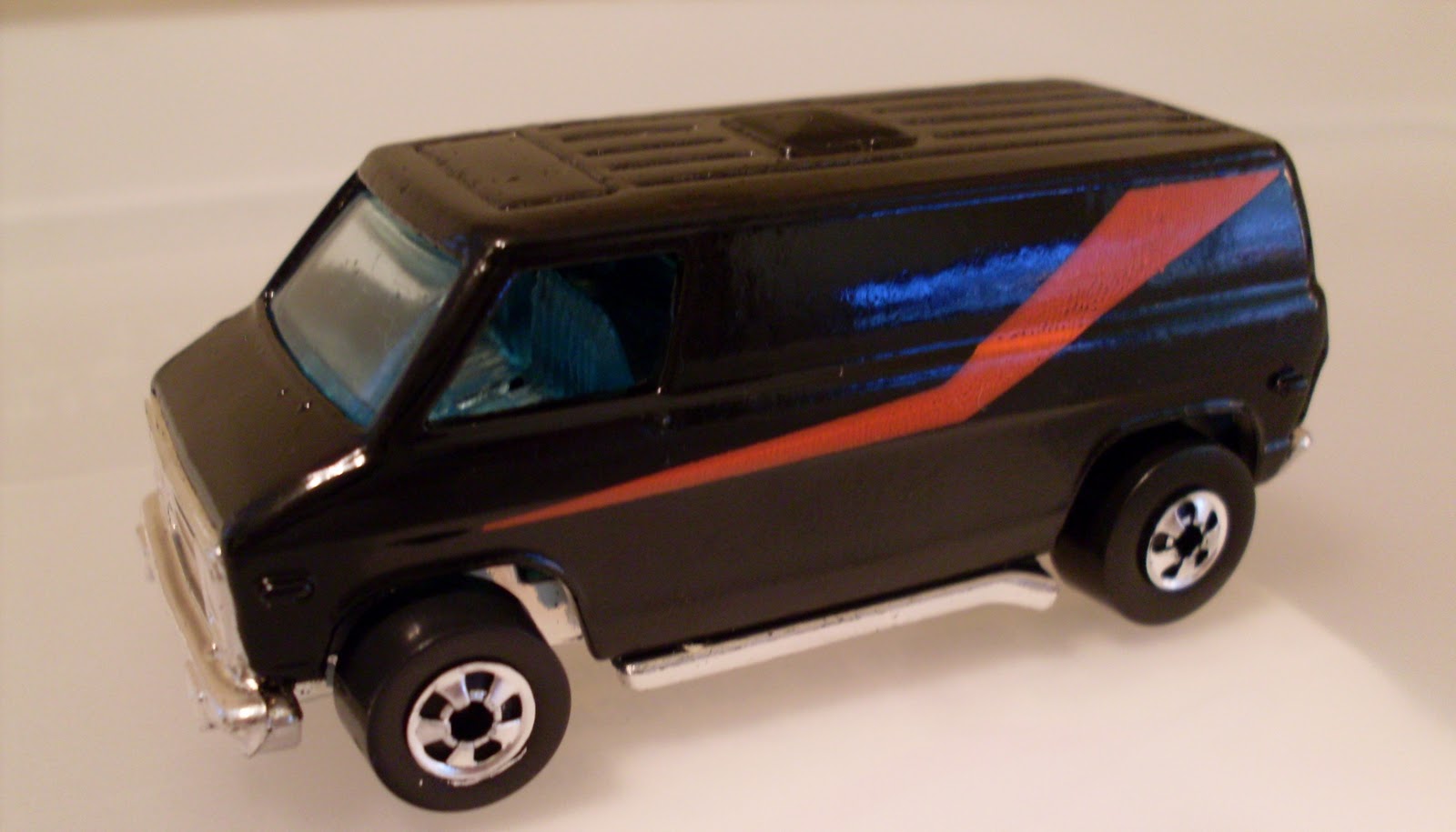 EAST TEXAS DIECAST SHACK: DYNAMITE CROSSING A-TEAM VAN HOT WHEELS SET ONLY