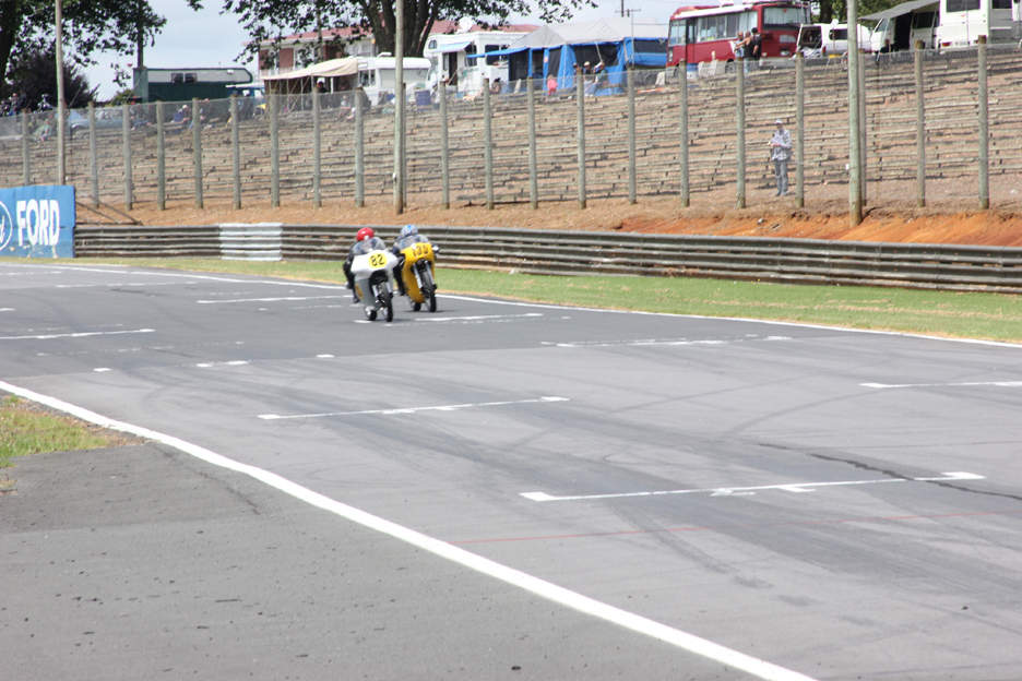 The Velobanjogent: Pukekohe New Zealand 2012.....the first part of a ...