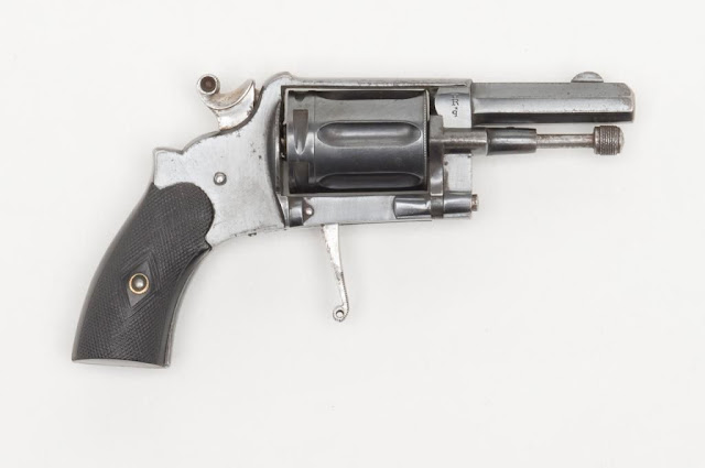 daily timewaster: Velodog Revolver - Made in Belgium about 1900 for ...