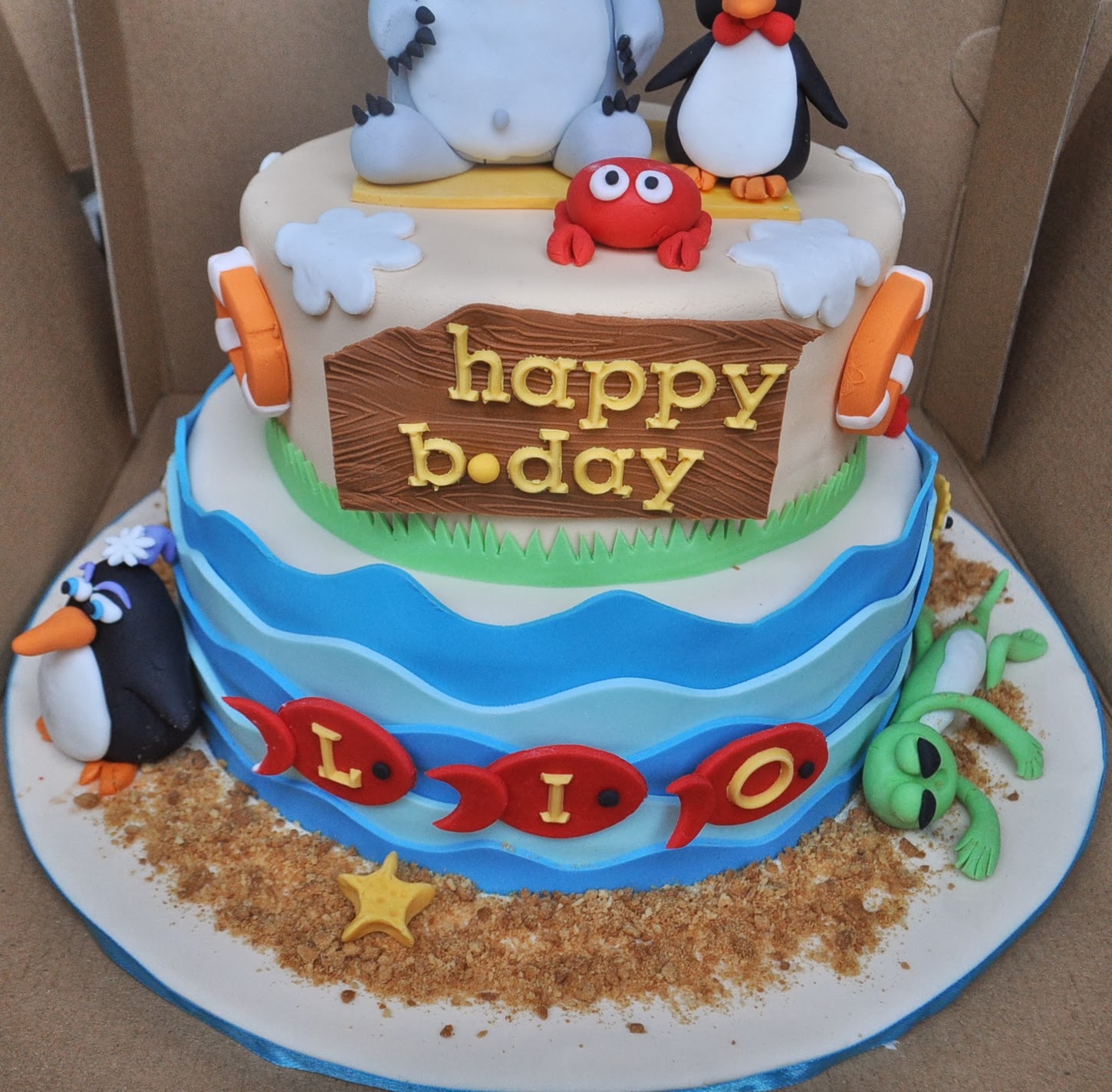 momatoye: Bernard Bear Cake