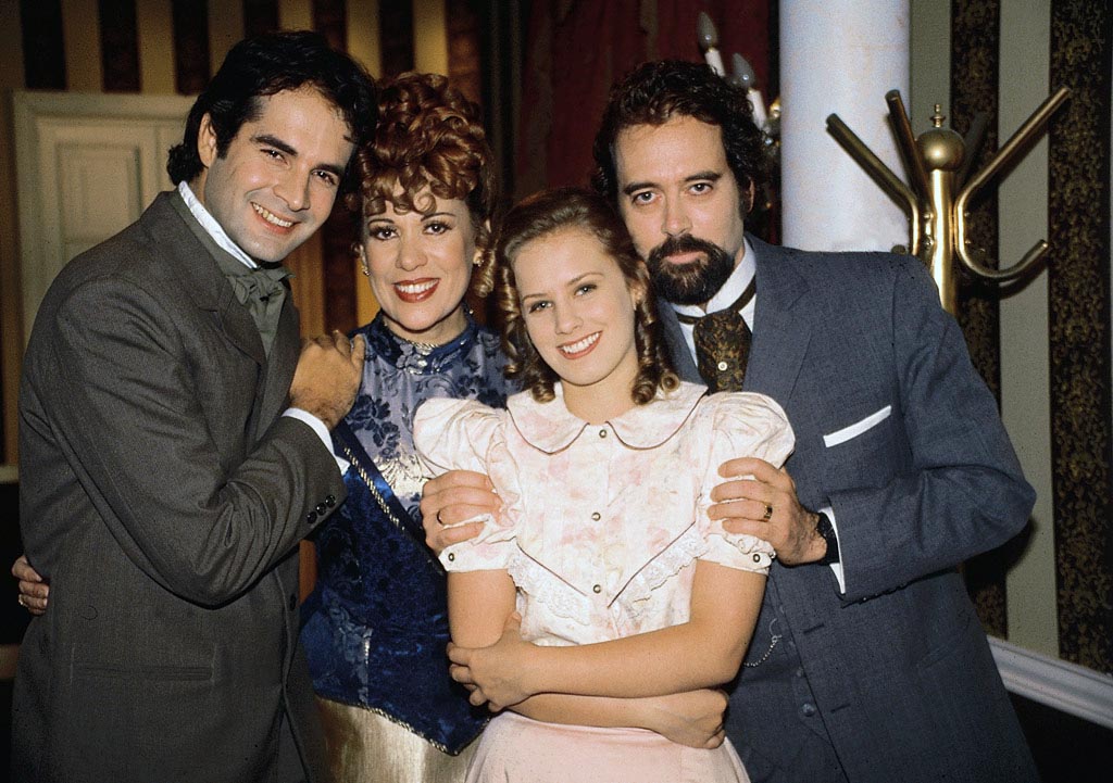 FILMY KOSTIUMOWE: Luz María (TV Serial 1998– )