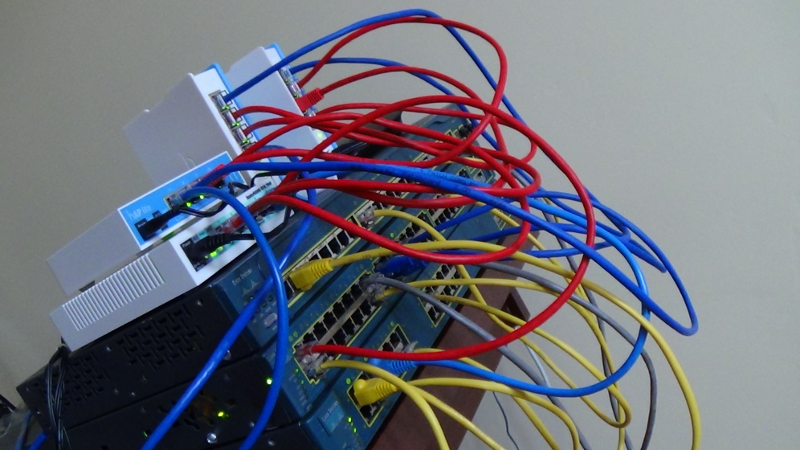 grzesiek.log: Home Lab - Cisco & MikroTik