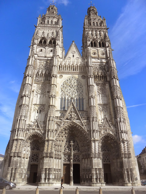 The Cathedral of Tours - Amazing Cathedrals in Europe - Visiting Tours #1