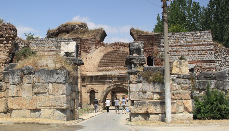 Byzantine Military: The Arab Siege of Nicaea