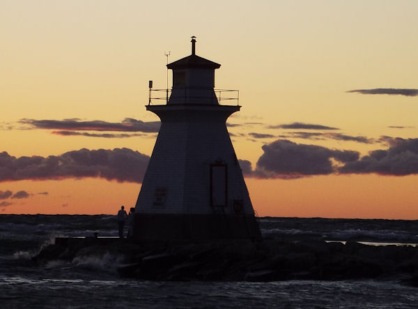 WRIGHTS LANE : SOUTHAMPTON'S "HERITAGE" LIGHTHOUSES
