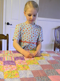 Home Joys: Winter Projects - Tied Quilt