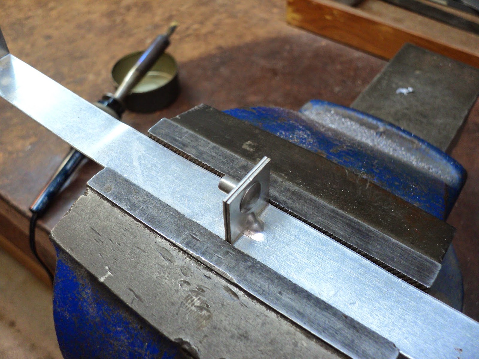 Rouge River Workshop: Obscure Fasteners -- Exploding Rivets