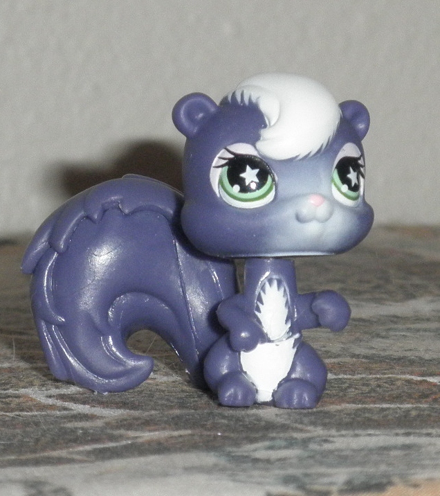 Collectomania: LPS Skunks
