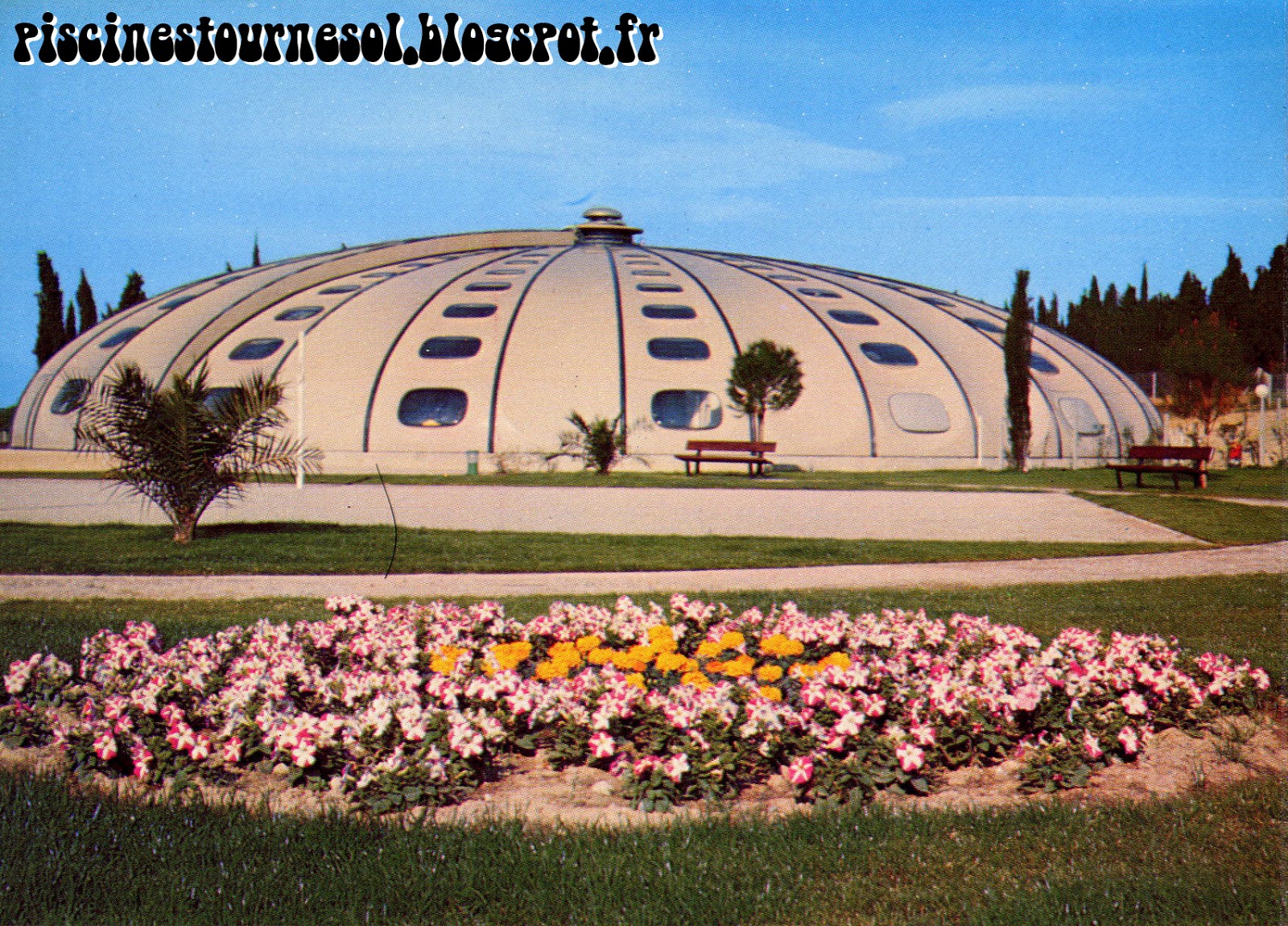 Piscines Tournesol: PISCINE TOURNESOL SAINT ESTEVE