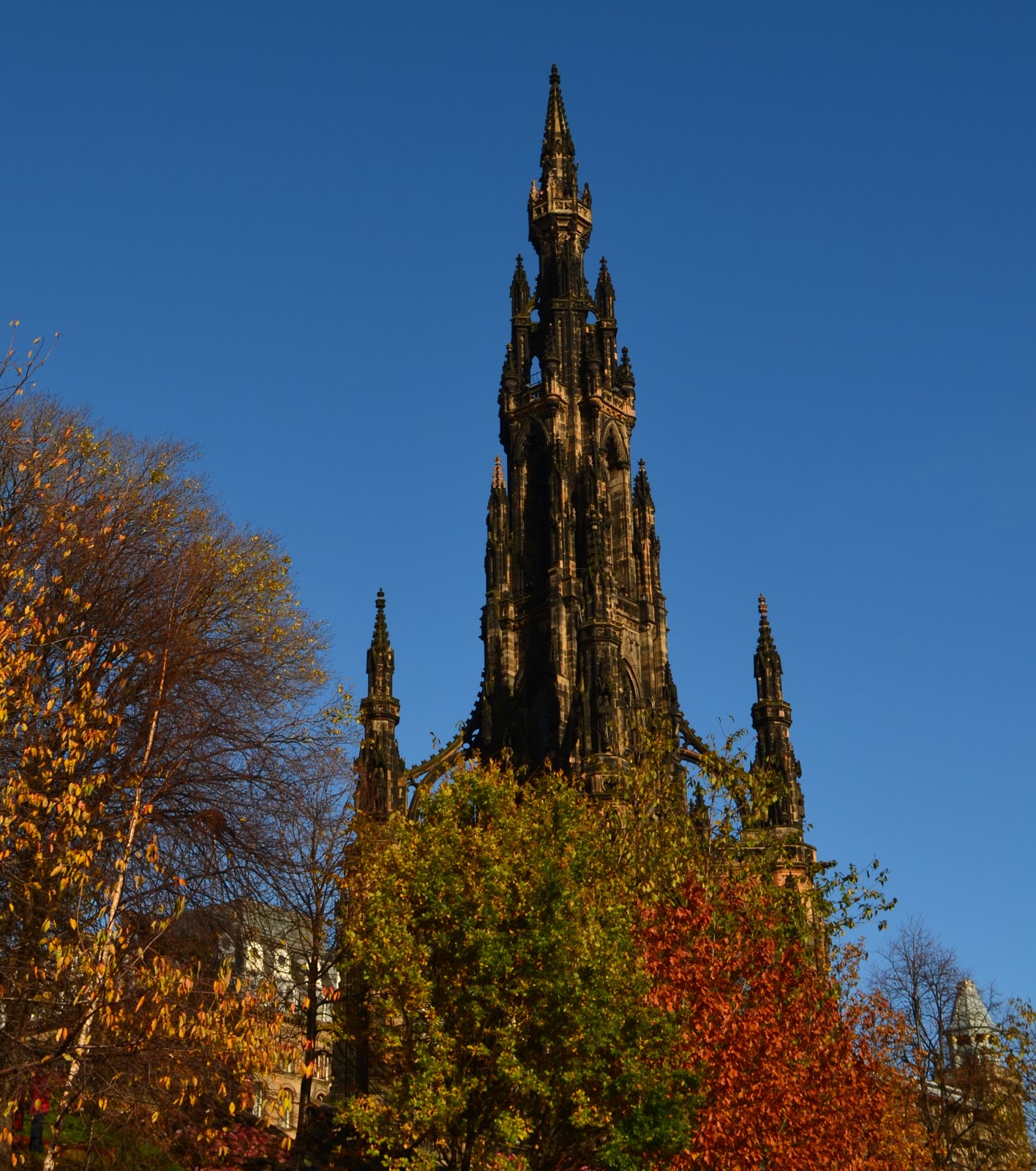 Tour Scotland: Tour Scotland Autumn Photograph Video Scott Monument ...