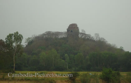 Moninich Pheng ( Cambodian ): Phnom Da mountain In takeo province
