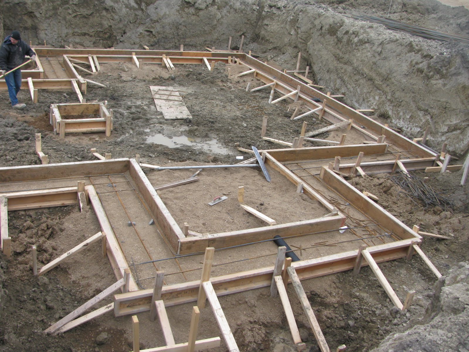 Under "Krahn"struction: May 2011