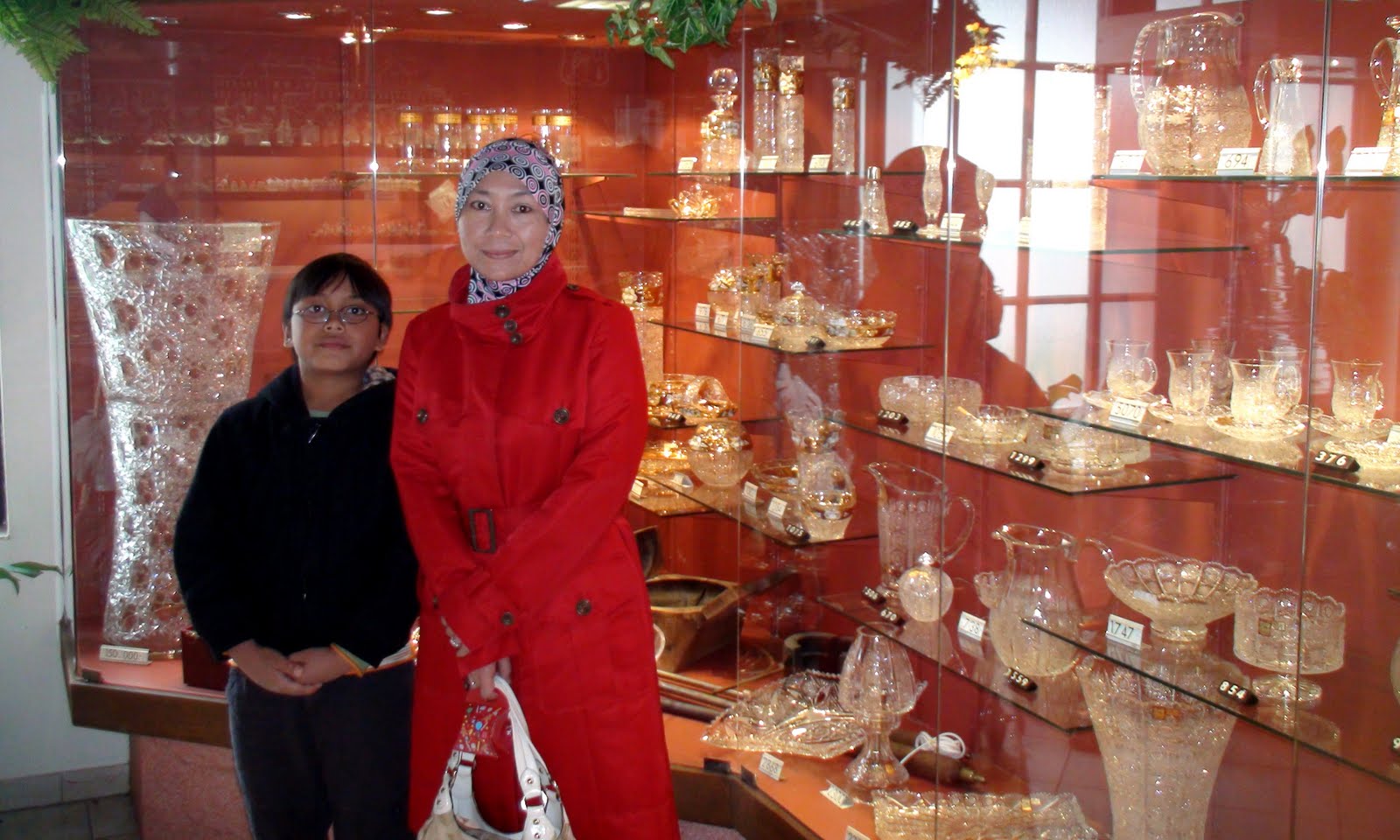 colors of my life: The Bohemian Glass-Making In Nizbor