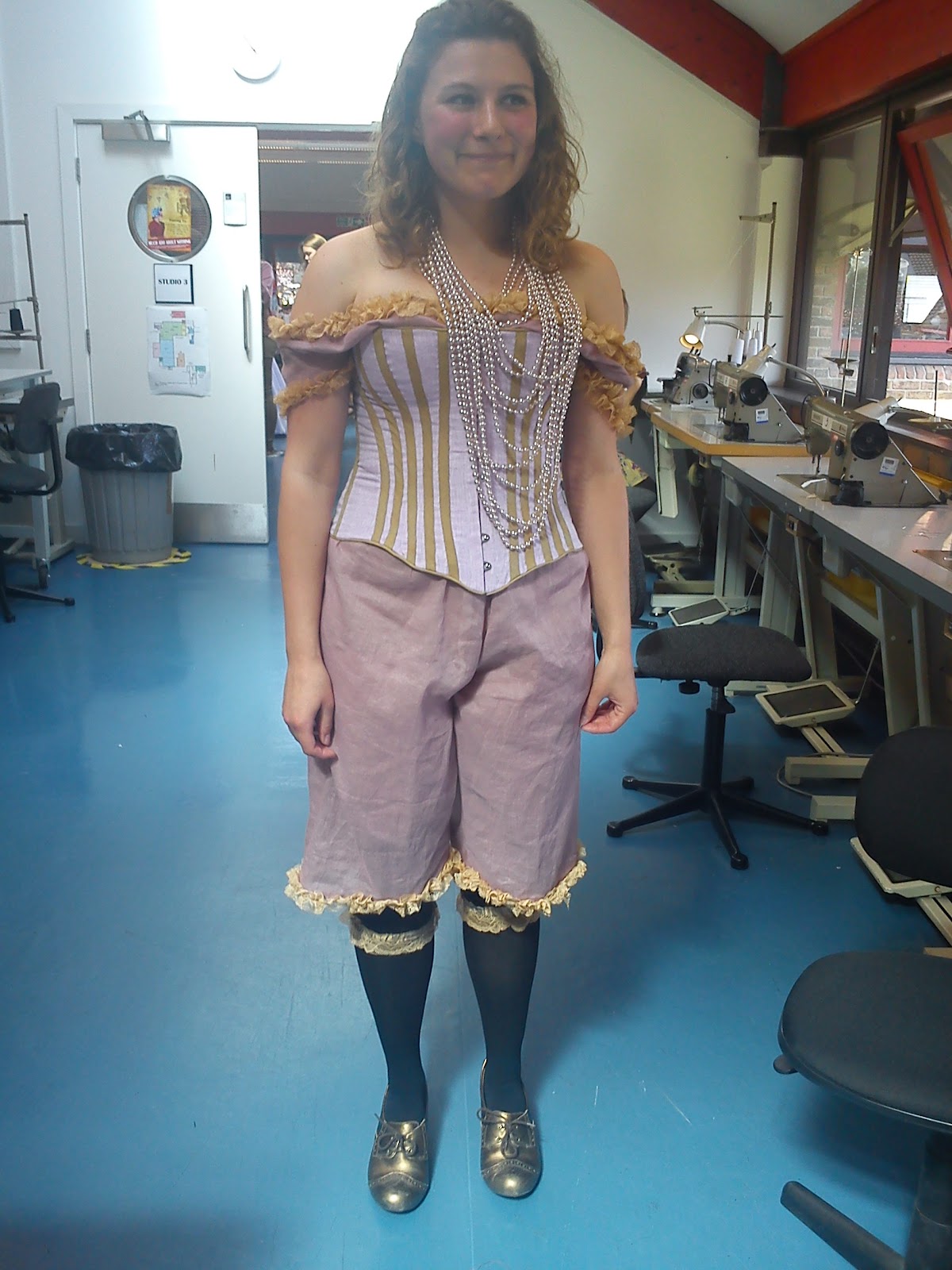 Costume: Moulin rouge costume