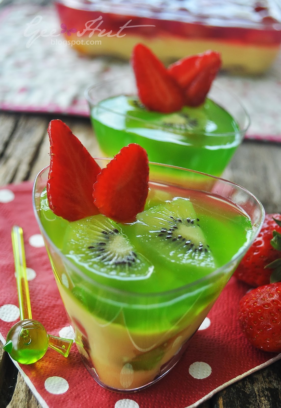 Puding Trifle Kasturi by Gee Hut