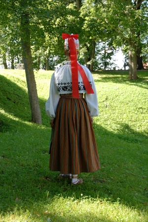 Eesti rahvarõivad: Ambla kihelkonna rahvarõivad