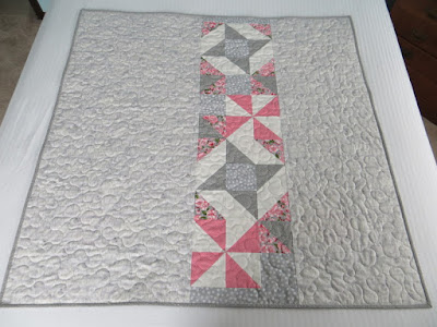 The Way I Sew It: Dutch Rose Baby Quilt