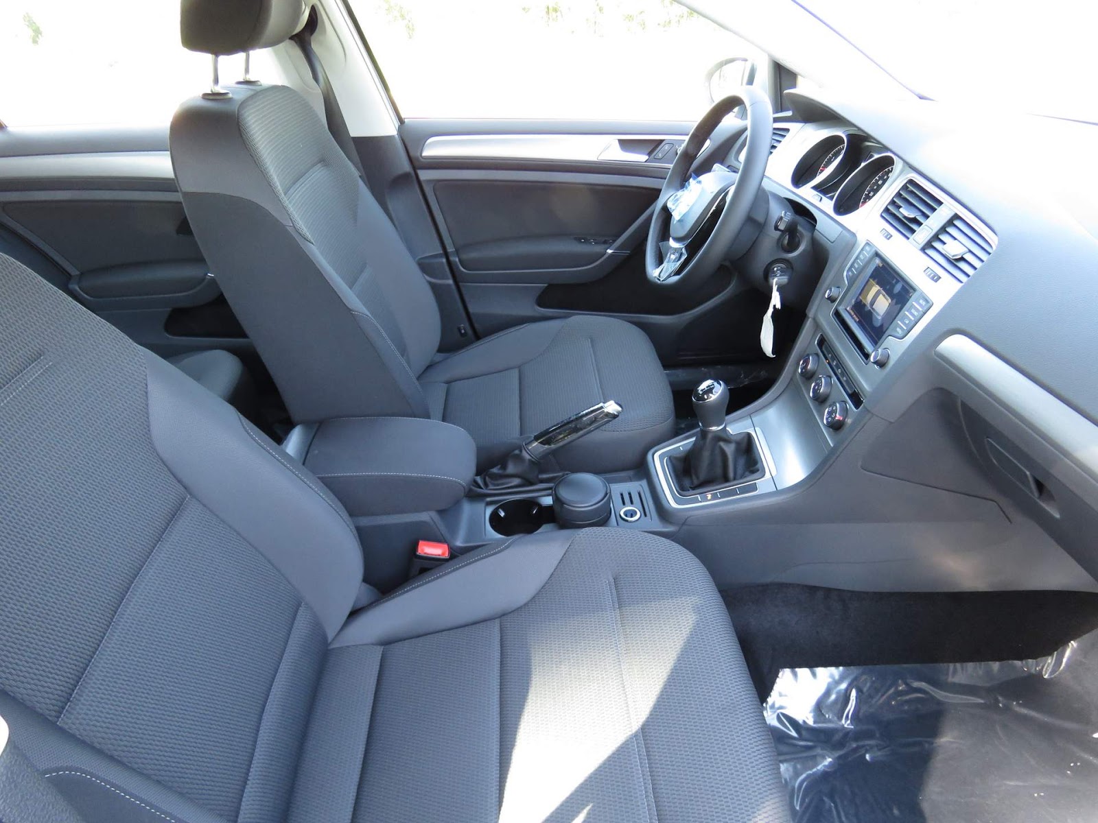 VW Golf 1.0 TSI Comfortline 2017: preço, consumo - vídeo