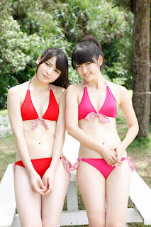 Nao Kanzaki and a few friends: Airi Suzuki and Maimi Yajima: YS Web #519 scans part two