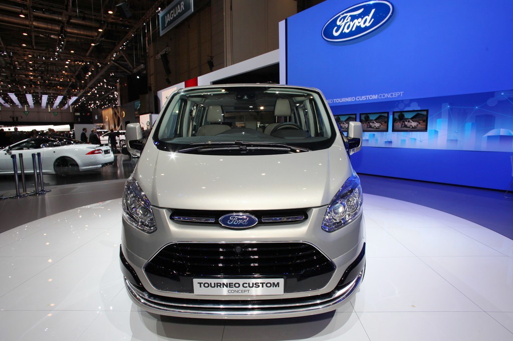 Sophisticated Cars: Ford Transit Custom (2013)