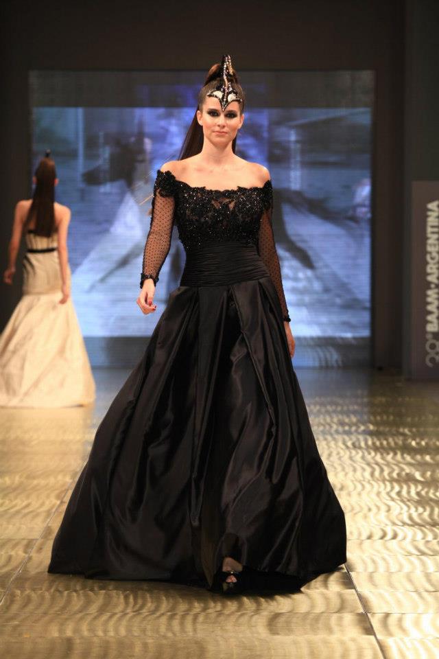 Tendencias by JM: CLAUDIO COSANO.