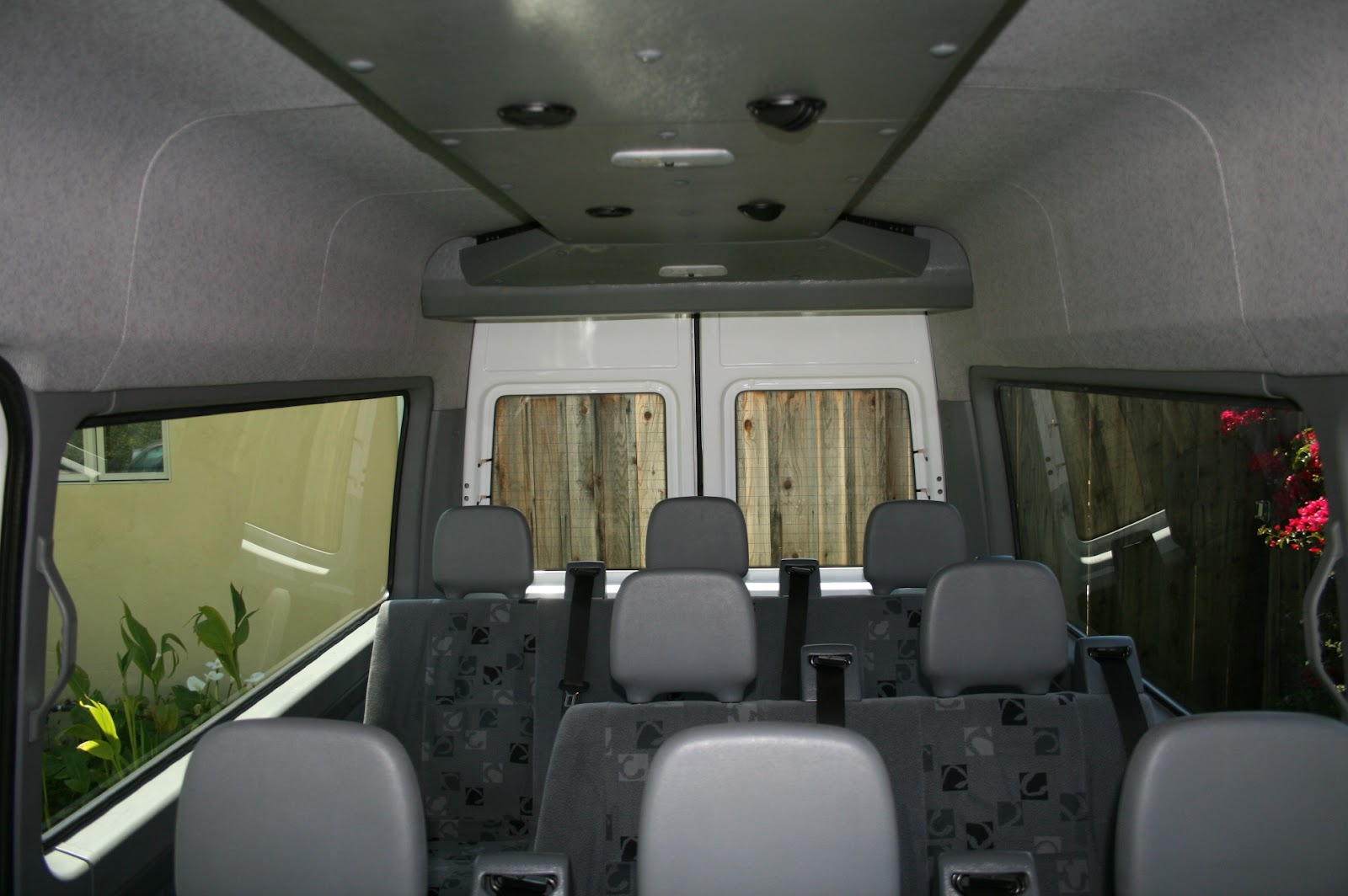 2004 Sprinter Van: 2004 Passenger Mercedes Sprinter Van
