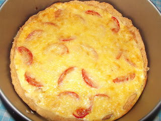 Adventures in Flavorland: Smoked trout quiche provencal (French)