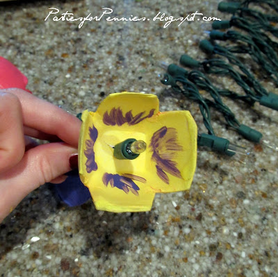 Parties For Pennies: DIY Flower String Lights