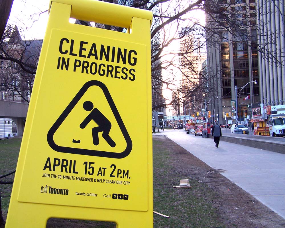 In The End Blogs: Toronto Clean Up Day - 20 Minute Makeover