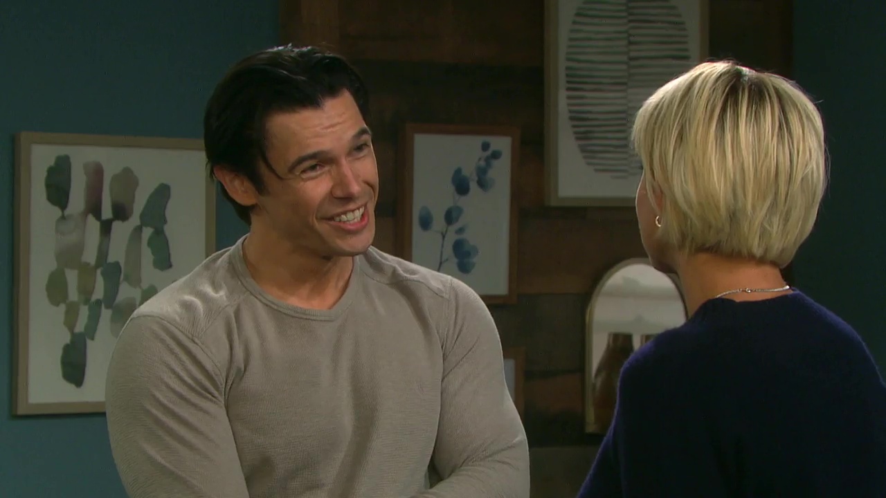 ausCAPS: Paul Telfer shirtless in Days Of Our Lives