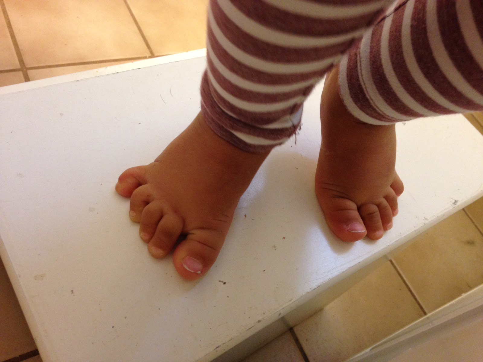 One Life to Love: tippy toes.