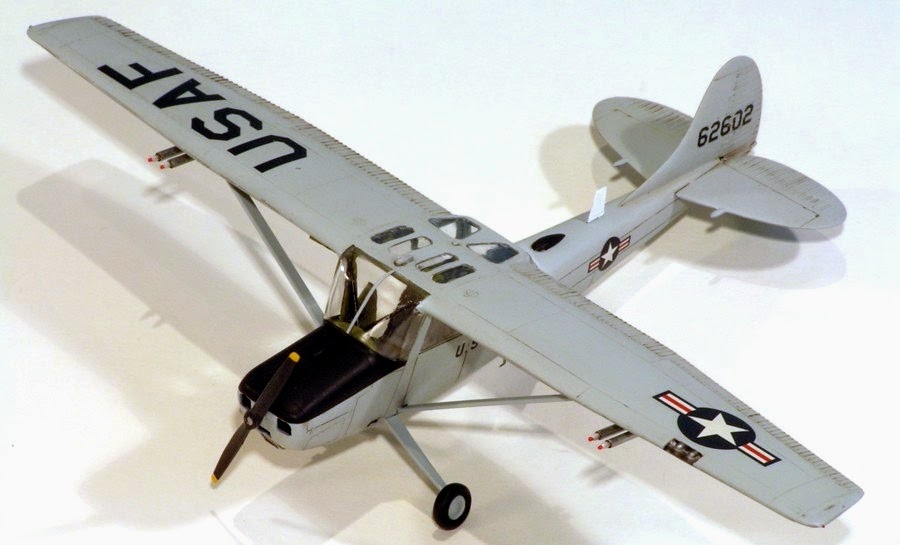 AIRPLANE SCALE MODELKIT: CESSNA L-19E Birdog
