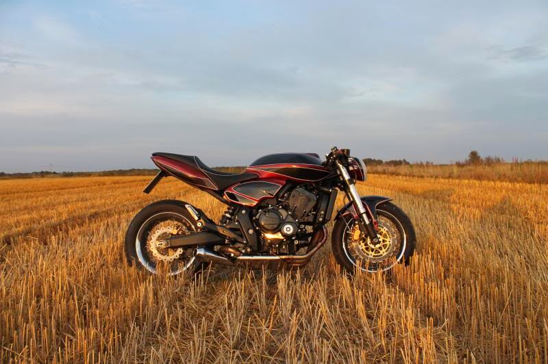 Honda CB600F Hornet - RocketGarage - Cafe Racer Magazine