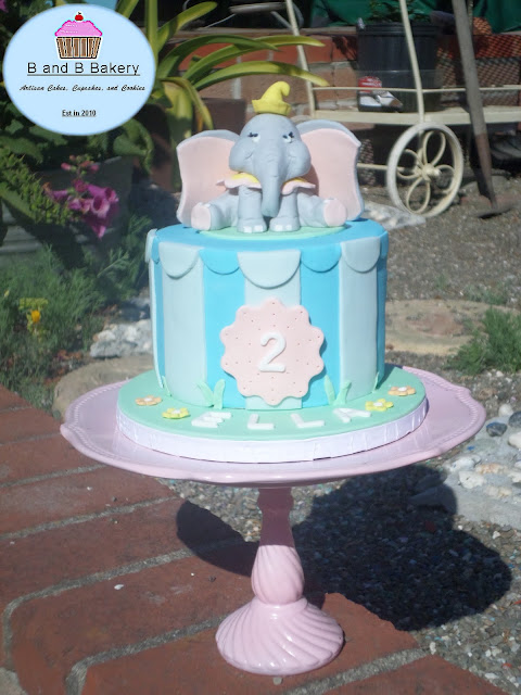 Buttons and Bows Bakery: Dumbo Cake