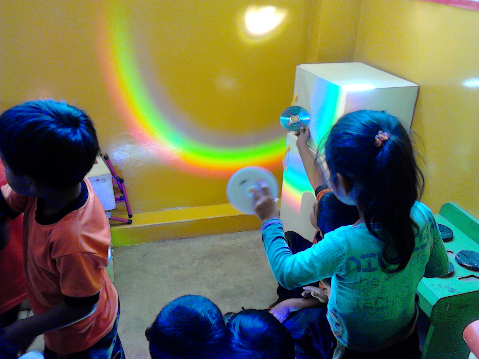 Yangas - Creando un arco iris en la escuela inicial | Rutas del Aprendizaje