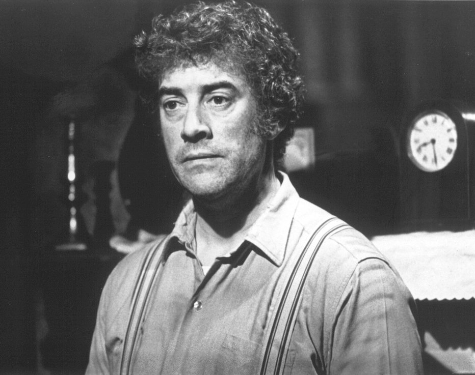 A Shroud of Thoughts: The Late Great Gareth Thomas