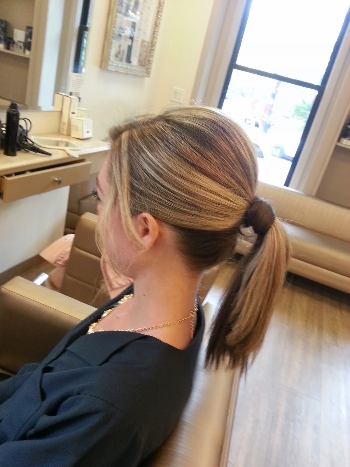 Project Soiree: Weekly Pick: Blowtique's Ponytail/Bun Bar