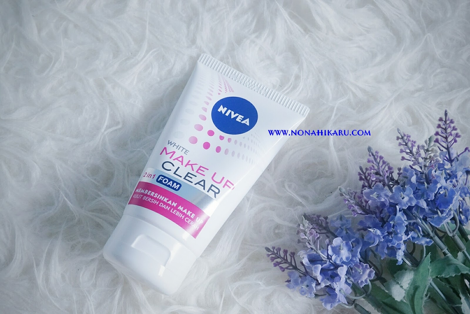 REVIEW : NIVEA MAKEUP CARE - Beauty & Travelling